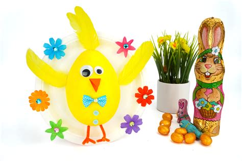 Poussin 3D dans une assiette Activités manuelles Pâques 10 Doigts