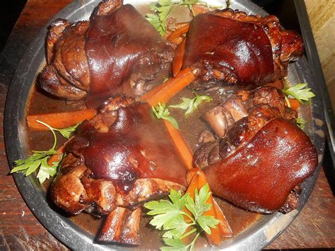 Clipse Solaire Le Serveur En Quelque Sorte Recette Jarret De Porc