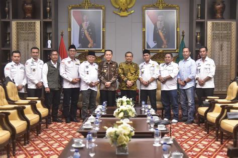 Silahturahmi Bersama APDESI Pj Gubernur Agus Fatoni Serap Aspirasi