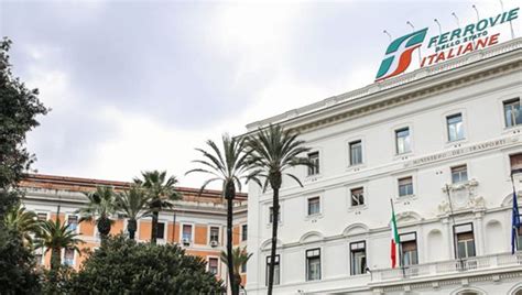 Gruppo Fs E Palazzo Reale Di Milano Insieme Per La Mostra Helmut