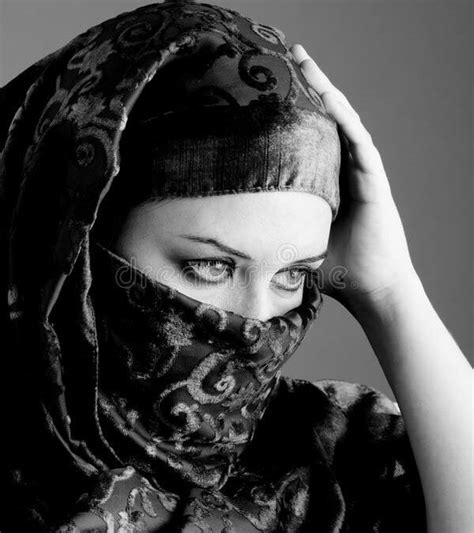 Yaminaaziz Webcam Show Spankbang Live