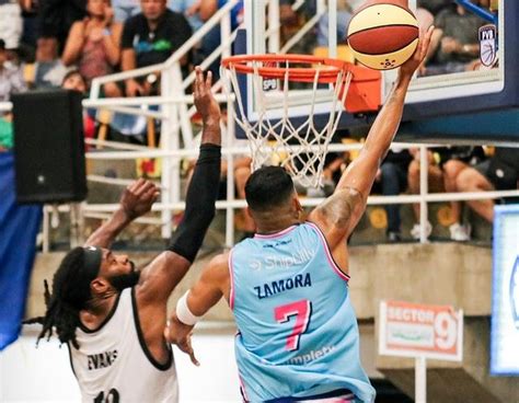 Trotamundos De Carabobo Gan El Primero Ante Broncos De Caracas