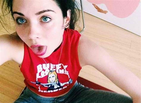 Sweaty Selfie Mas Linda