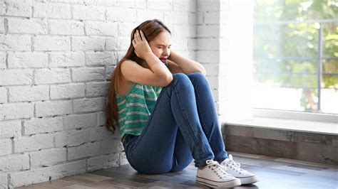 Qué es ser asocial Características y diferencias con el