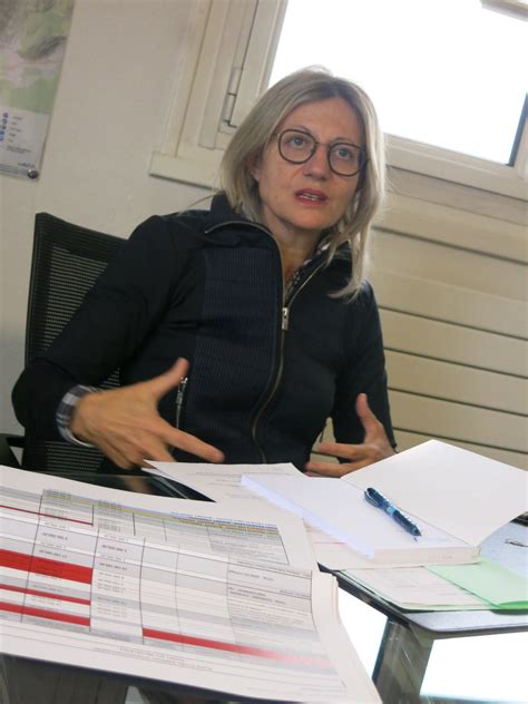 Son rôle de maire adjointe Je fais la part des choses