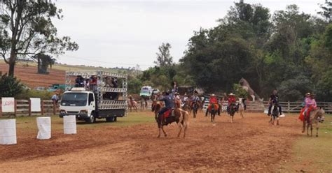 Portal O Novo Oeste Cavalgada Realizada Pela Sociedade Rural De