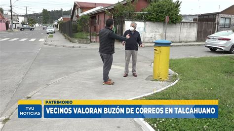 Antiguo buzón de correos resiste el paso del tiempo en una población de