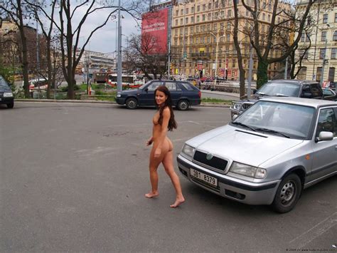 Melisa Mendini Naked On A Parking Voyeurflash Blog