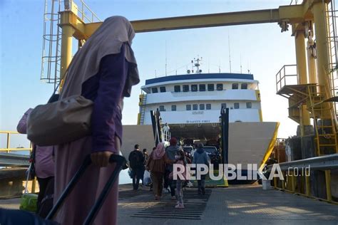 Penumpang Penyeberangan Pada Nataru 2022 2023 Diprediksi Naik 7 Persen