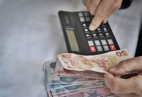 Memur Zammı Ve En Düşük Emekli Maaşı Meclis te Kabul Edildi