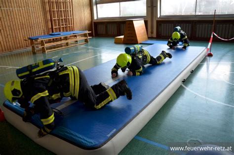 Atemschutz Übung Feuerwehr der Stadt Retz unsere Freizeit für