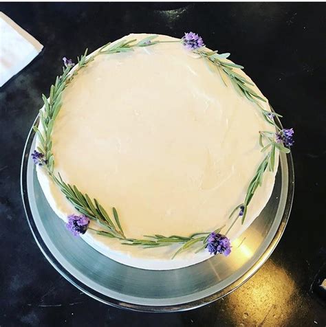 My Twist On A London Fog Cake Earl Grey Vanilla Bean Cake With