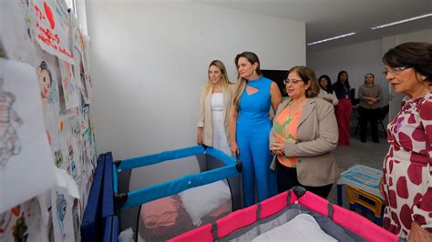 Em Juazeiro do Norte CE ministra Cida Gonçalves visita Casa da