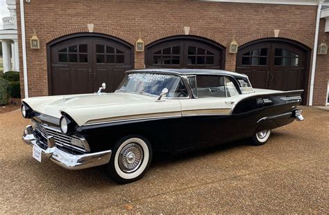 Ford Fairlane Gaa Classic Cars