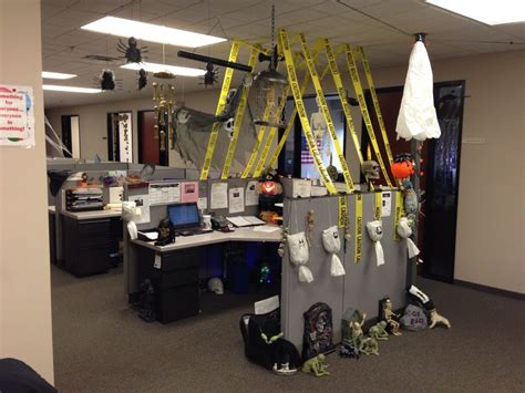 Halloween Desk Decorations Ideas For A Creepy And Cool Office