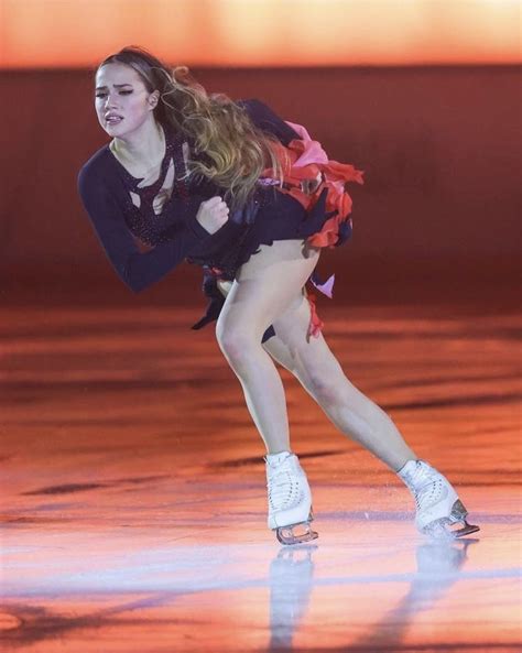 Alina Zagitova Figure Skating Skate Women Ice Pictures Of