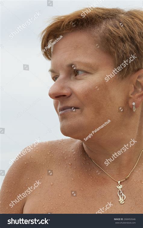 Smiling Middle Aged Caucasian Tanned Naked Stock Photo 268492646