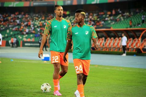 Can 2023 Séance d échauffement des Eléphants avant la rencontre contre