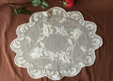 Nappe belle nappe ancienne brodée à la main de tulle Français Etsy