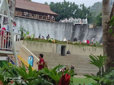 Dusun Bambu Punya Wahana Baru Wisata Air Terjun Buatan Terbesar Di
