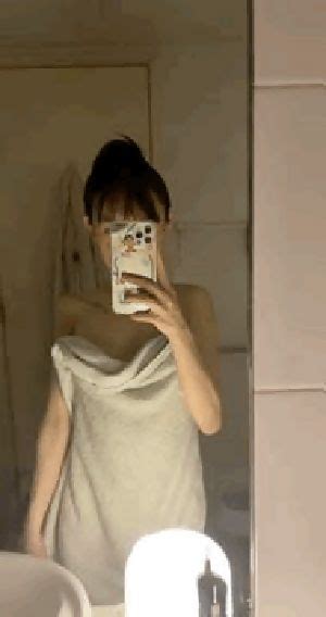 Pornpic Xxx Heres Yoxis First Full Nude On Redditshould I Keep It