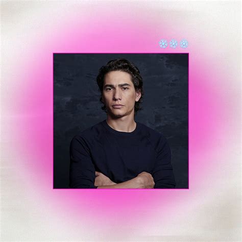 Quién es Enzo Vogrincic el actor de La sociedad de la nieve