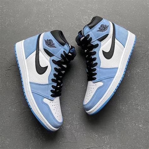 Top 8 cách phối đồ với giày Jordan nữ cực sành điệu cá tính