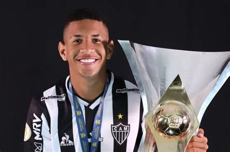 Cria Do Galo Na Sele O Dorival J Nior Faz Sua Convoca O