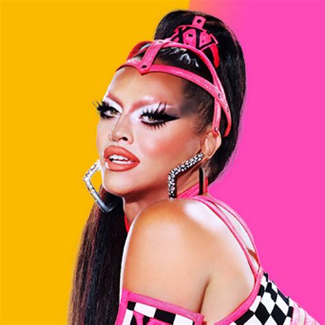 Sasha Colby Drag Queen Squirrels Friends