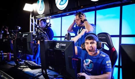 10 anos de CS GO confira as dez jogadas mais icônicas cs go ge