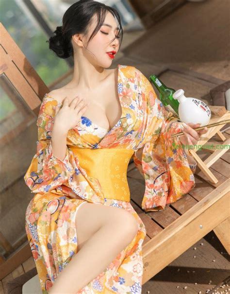 120 ảnh nude leaked Cô Giáo Thảo nứng lồn khoe vú bự mông cong mềm mại