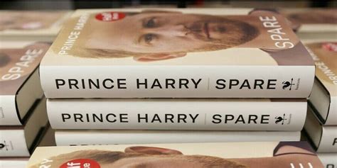 Les M Moires Explosifs Du Prince Harry D Barquent En Librairie