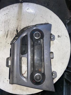 Ford Focus Kalorifer Klima Kontrol Paneli Çıkma Yedek Parçaları
