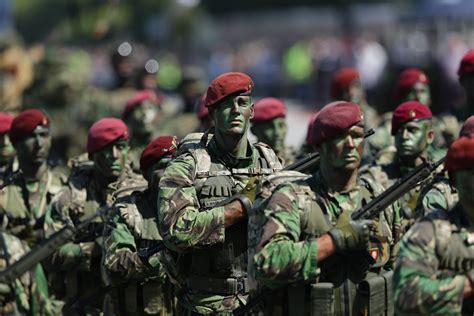 Militar Dos Comandos Evidencia Melhoras E Foi Transferido Para Hospital