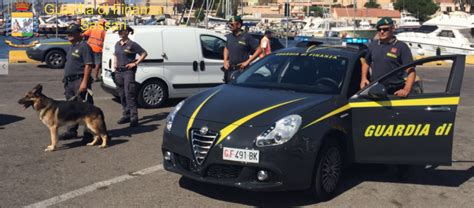 Sbarca A Olbia Con 16 Ovuli Di Eroina E Cocaina Nello Stomaco