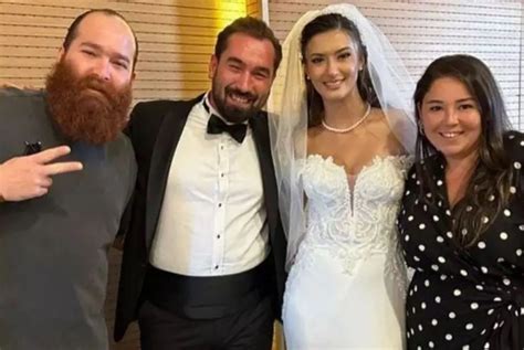 MasterChef şampiyonu Metin Yavuz Ecem Eseler ile evlendi