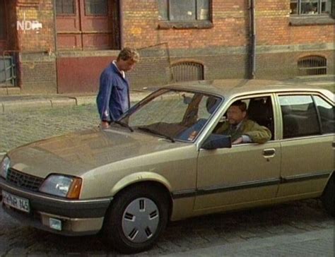 Imcdb Org Opel Rekord Ls E In Schwarz Rot Gold