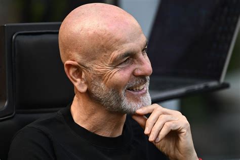 Milan Pioli c è l addio ufficiale giallo sulla conferenza