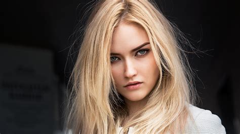 Fond d écran visage femmes maquette blond cheveux longs la