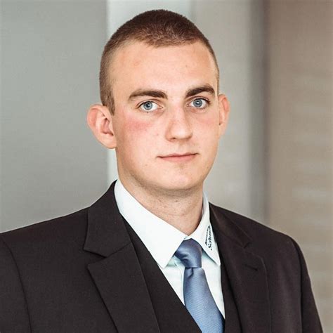 Über uns das Team von Bestattungen Schmid Schmid Bestattungen