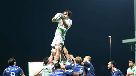 Section Paloise un groupe de 25 avant l Union Bordeaux Bègles