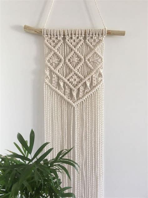 10 Gorgeous Macrame Patterns For Boho Wall Hangings 8DA Macrame Plant