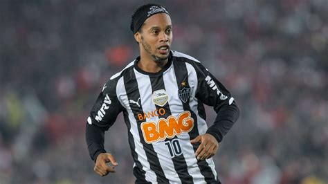 Atlético MG só virou o Atlético MG depois do Ronaldinho diz campeão