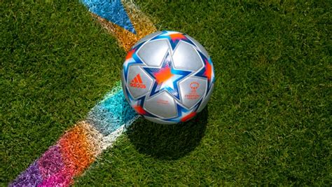 adidas dévoile le ballon officiel de l UEFA Women s Champions League