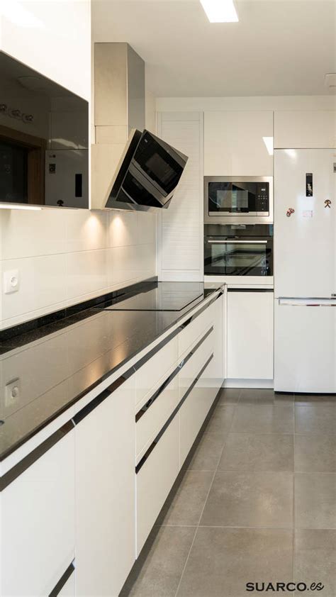 Faschismus Resort Fehde Cocina Blanca Encimera Granito Negra Zweifel