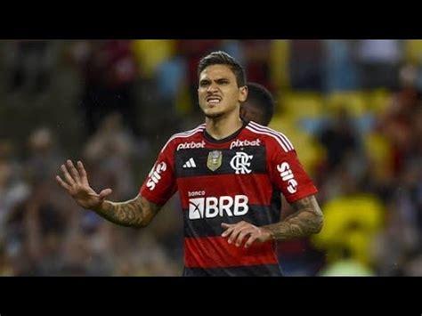 Pedro leva soco de preparador físico do Flamengo e caso vai parar na