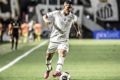 Mengo Malvadão on Twitter Na mira do Flamengo Ângelo tem boa