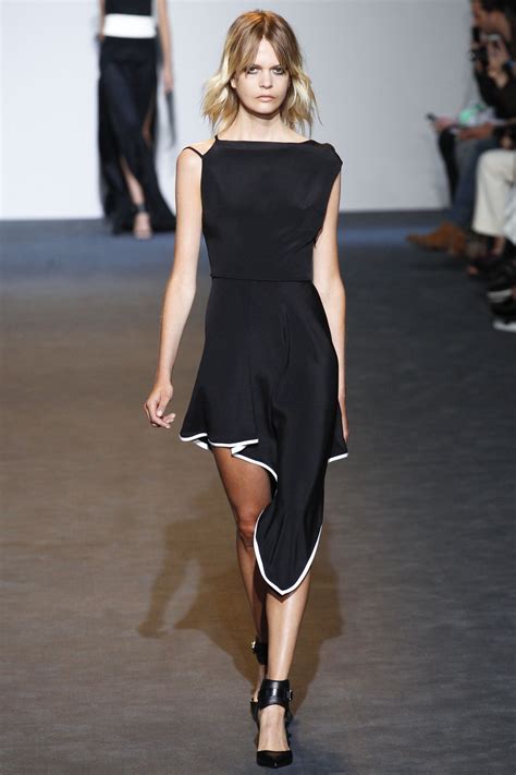 Costume National Spring 2016 Ready To Wear Collection Photos Vogue
