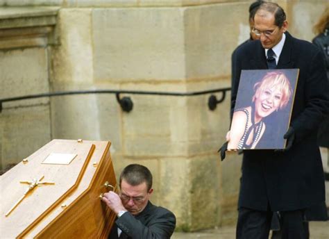 La Mort De Sophie Daumier Un Traumatisme Pour Guy Bedos Gala