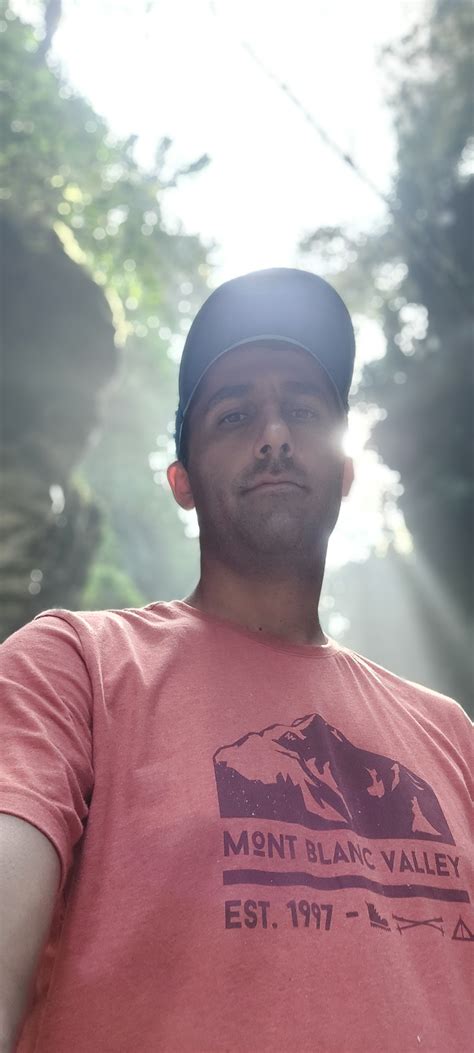Mehdi Moradi Mehditravel Threads Say More
